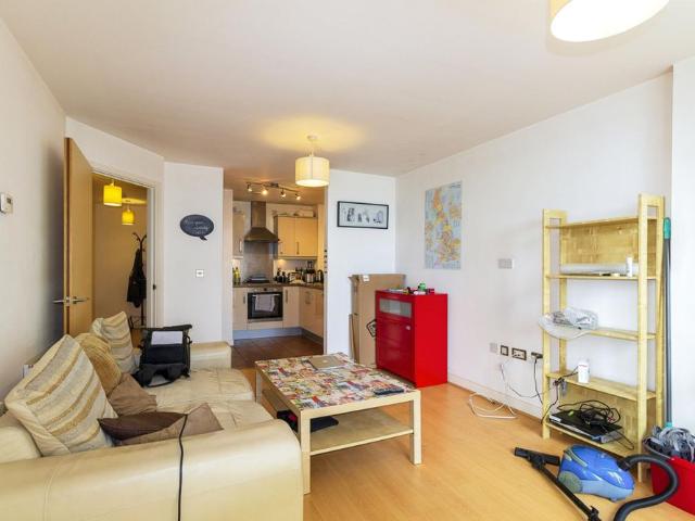 1 bedroom apartment to rent Mortimer Square, Milton Keynes, Buckinghamshire, MK9