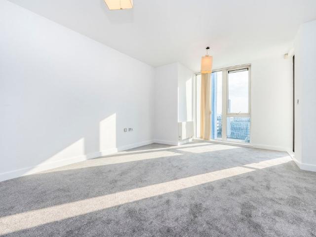 1 bedroom apartment to rent Mortimer Square, Milton Keynes, Buckinghamshire, MK9