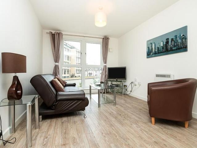 1 bedroom apartment to rent Nankeville Court, Guildford Road, Woking, GU22