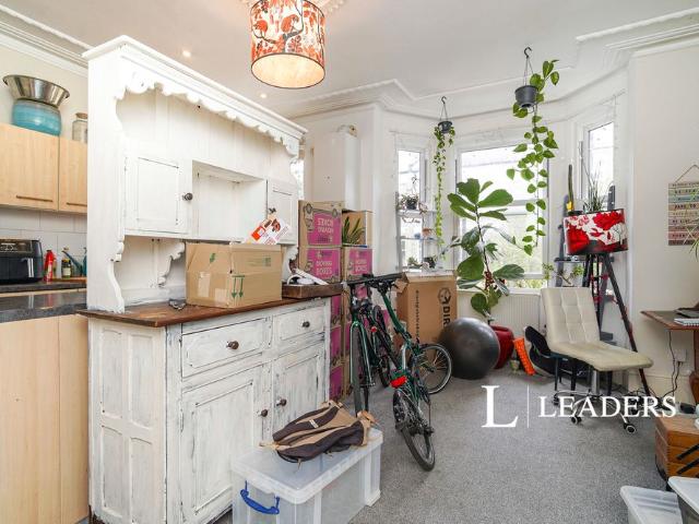 1 bedroom apartment to rent Sandmere Road, London, SW4