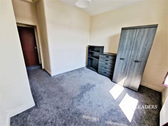 1 bedroom apartment to rent St. Georges Park Avenue, Westcliff on Sea, SS0