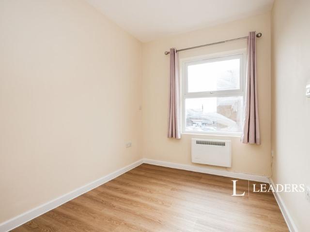 1 bedroom apartment to rent St. Peters Gardens, Marefair, Northampton, Northamptonshire, NN1