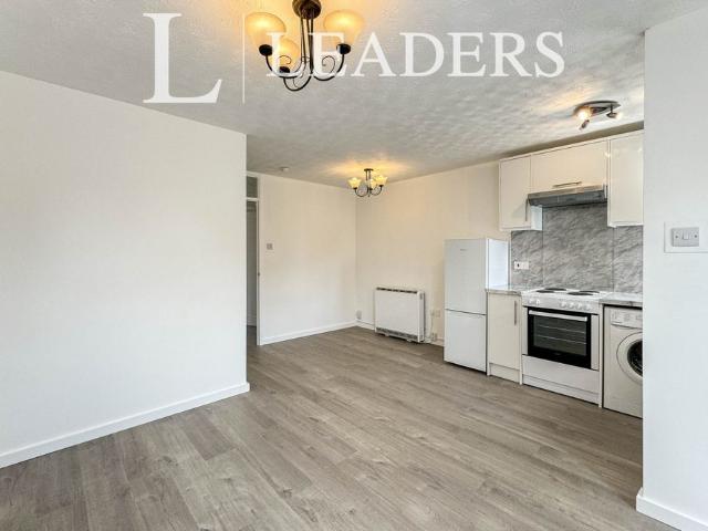 1 bedroom apartment to rent Sydling Close, Poole, BH17