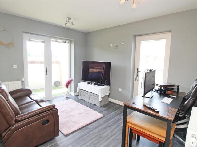1 bedroom apartment to rent Powis Lane, Oxley Park, Milton Keynes, Buckinghamshire, MK4