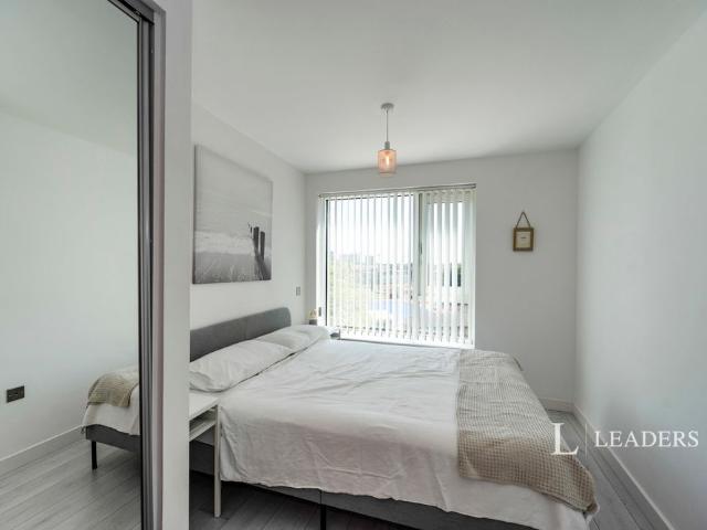 1 bedroom apartment to rent The Crescent, Gunwharf Quays, Portsmouth, PO1