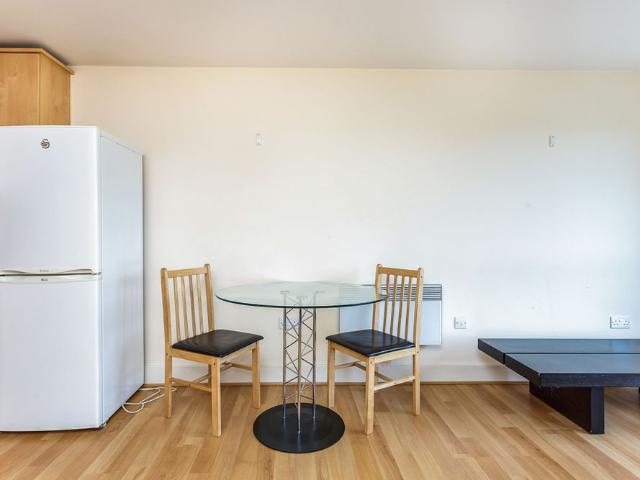 1 bedroom apartment to rent The Roundhouse, Gunwharf Quays, Portsmouth, PO1