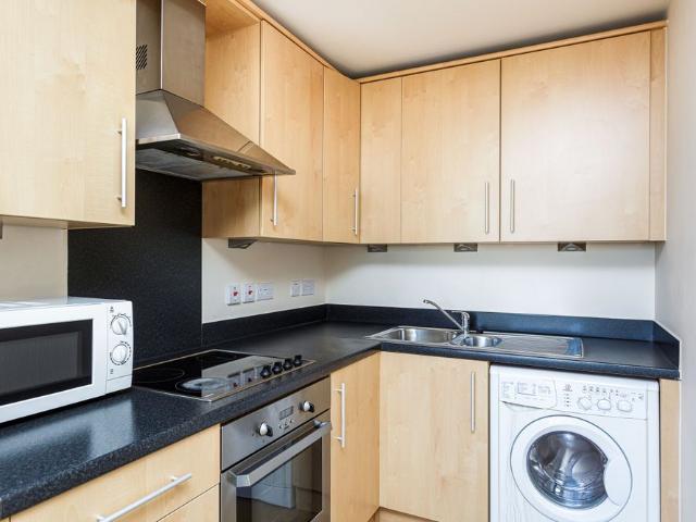 1 bedroom apartment to rent The Roundhouse, Gunwharf Quays, Portsmouth, PO1