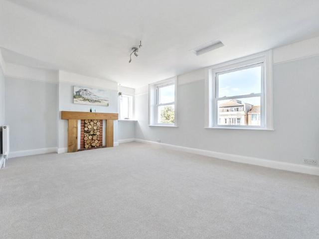 1 bedroom apartment to rent The Steyne, Bognor Regis, West Sussex, PO21