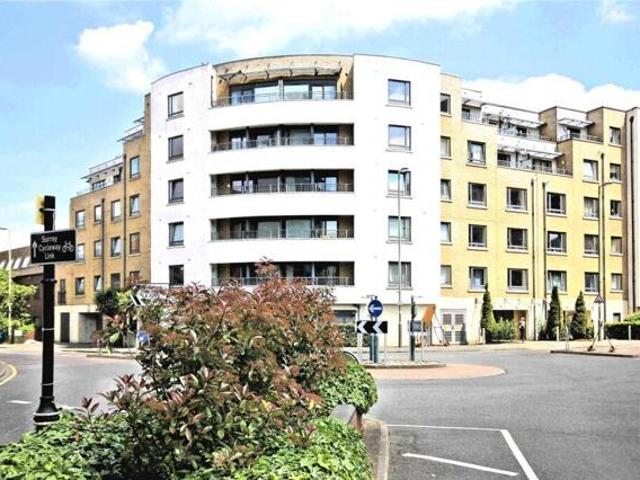 1 Bedroom Apartment Woking Surrey 99092456