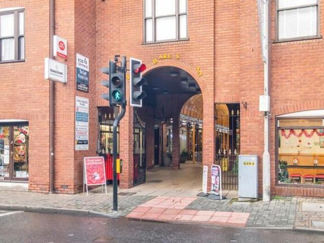1 Bedroom Apartment Worcester Worcestershire 98205053