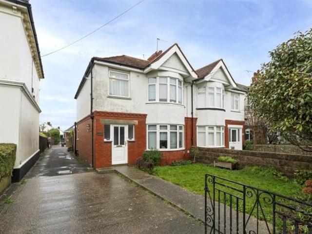 1 Bedroom Apartment Worthing West Sussex LS99773595