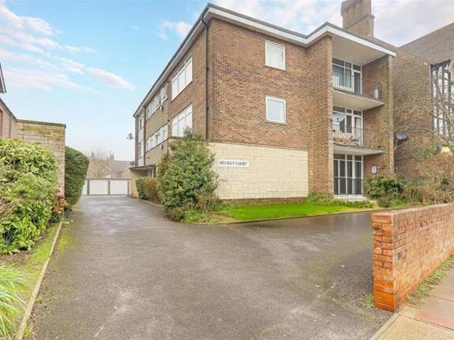 1 Bedroom Apartment Worthing West Sussex 100684826
