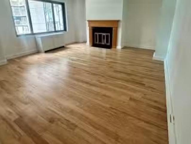 1 Bedroom at 101 West 55th Street for $4,395 by Christiana Ben.
