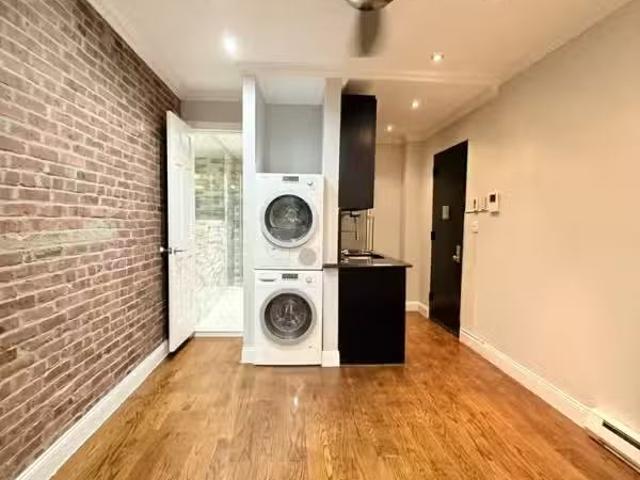 1 Bedroom at 120 East 102nd Street for $2,645 by Stanislav Kol.