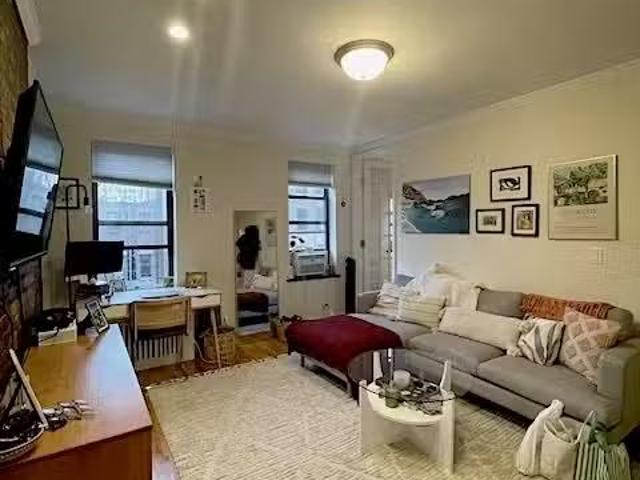 1 Bedroom at 167 West 76th Street for $2,950 by fay blau