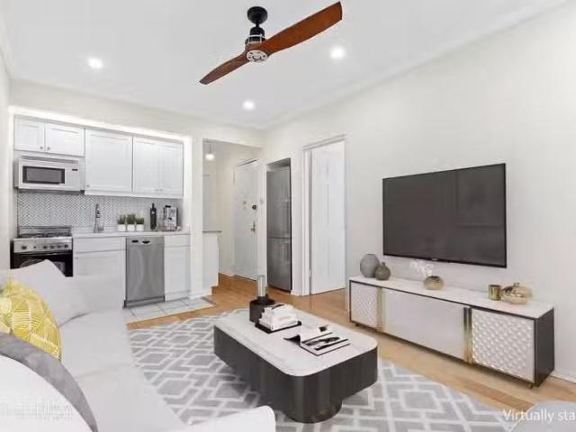 1 Bedroom at 32 Hamilton Ter for $2,700 by Pierre Malterre West