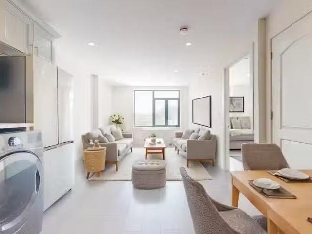 1 Bedroom at 63 68 Austin Street for $2,700 by Roger Mashihi