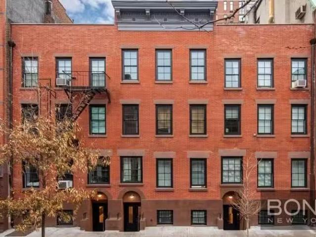 1 Bedroom at West 13th Street for $4,100 by Anthony Bellamy
