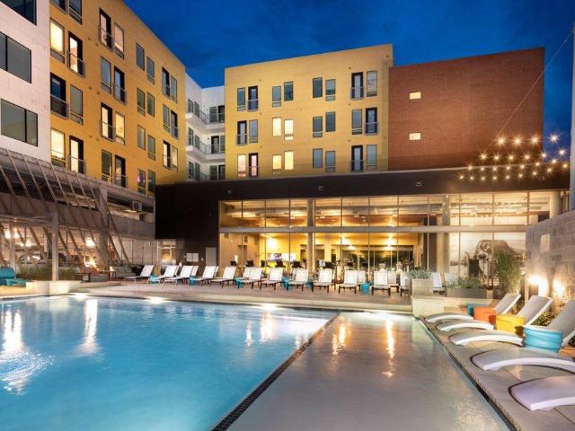 1 bedroom, Austin TX 78702 56093233