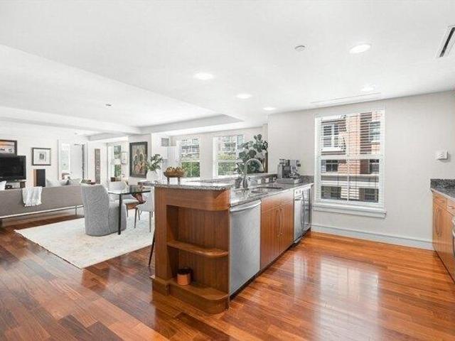 1 bedroom, Boston MA 02109 103497950