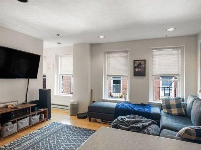 1 bedroom, Boston MA 02113 104009688