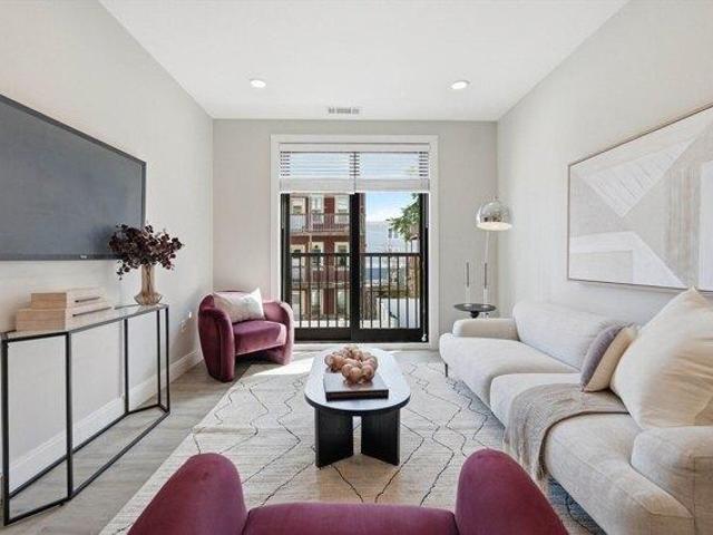 1 bedroom, Boston MA 02128 104077881