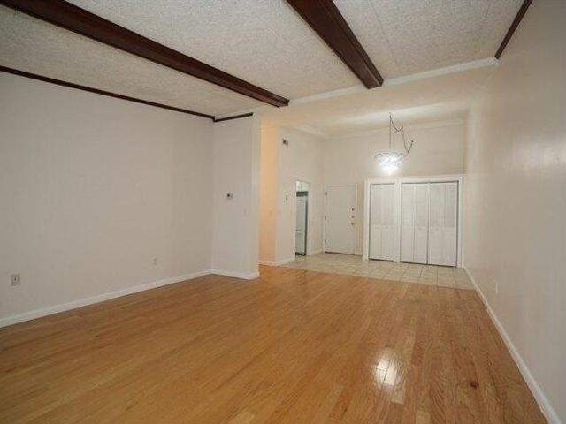 1 bedroom, Boston MA 02132 105126254