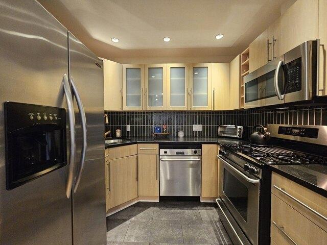 1 bedroom, Boston MA 02467 105108411