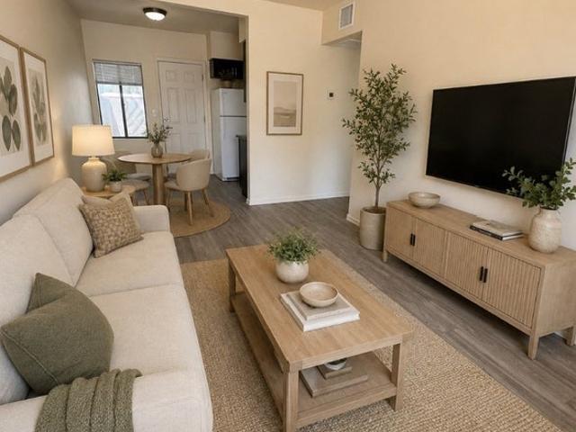 1 Bedroom Bath Townhouse for Rent
