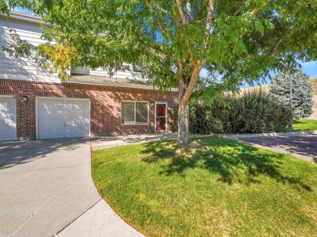 1 Bedroom BathroomCondo in Arvada with Large Attac