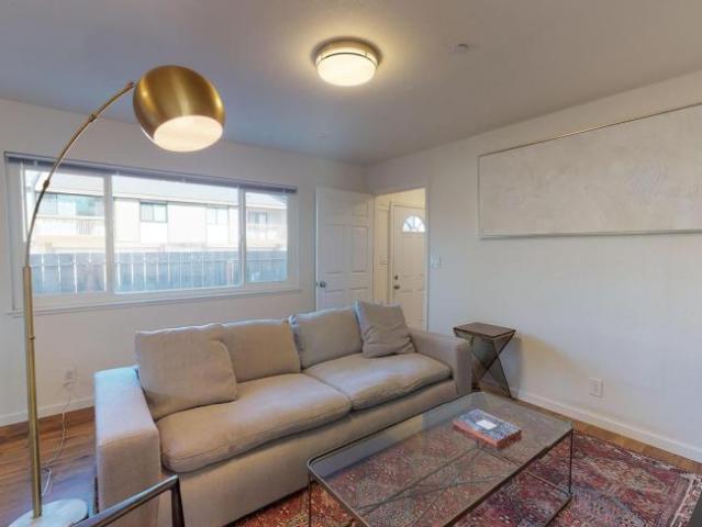 1 bedroom, Bay Area Bay Area 90553804