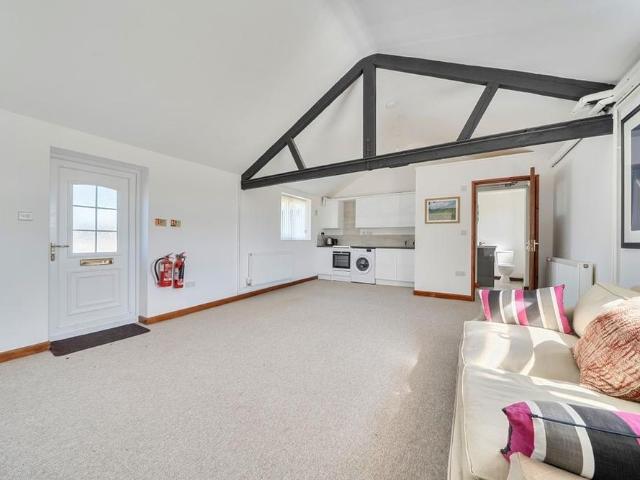 1 bedroom barn to rent