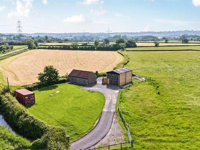 1 Bedroom Barn Conversion Character Property