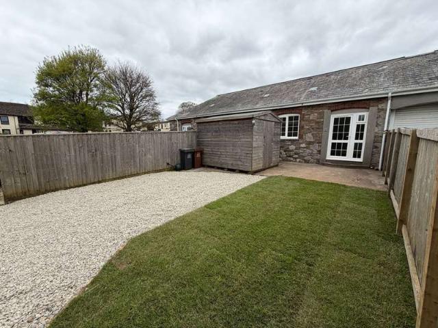 1 Bedroom Barn Conversion Character Property