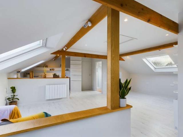 1 Bedroom Barn Conversion Character Property