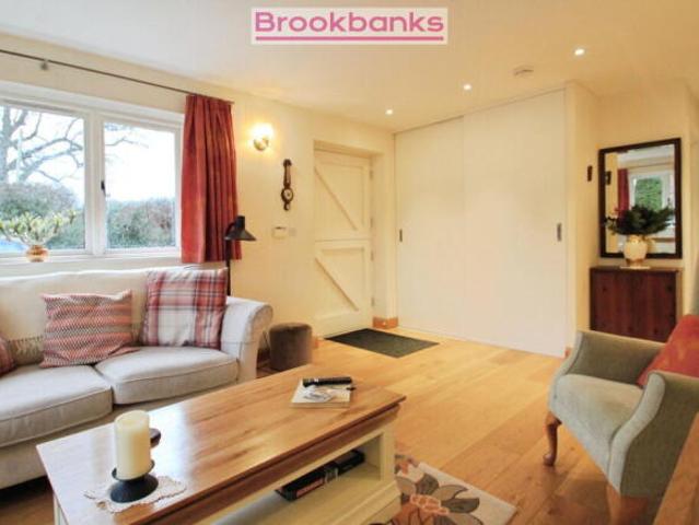 1 bedroom barn conversion for rent in Hodsoll Street, Sevenoaks, TN15