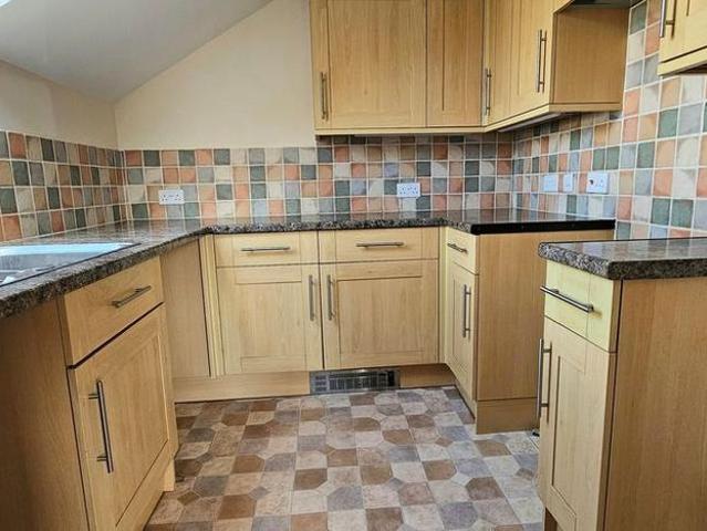 1 bedroom barn conversion to rent