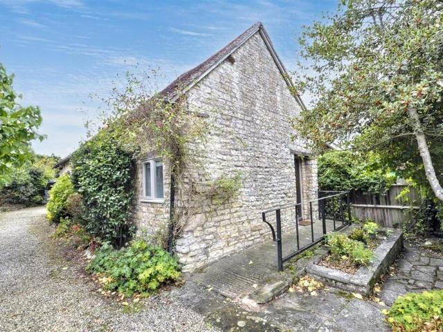 1 bedroom barn conversion to rent