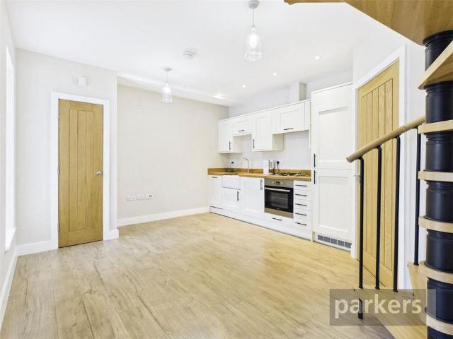 1 bedroom barn conversion to rent
