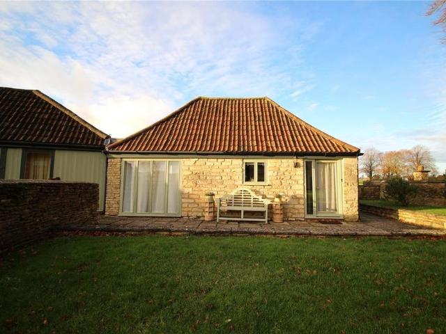 1 bedroom barn conversion to rent