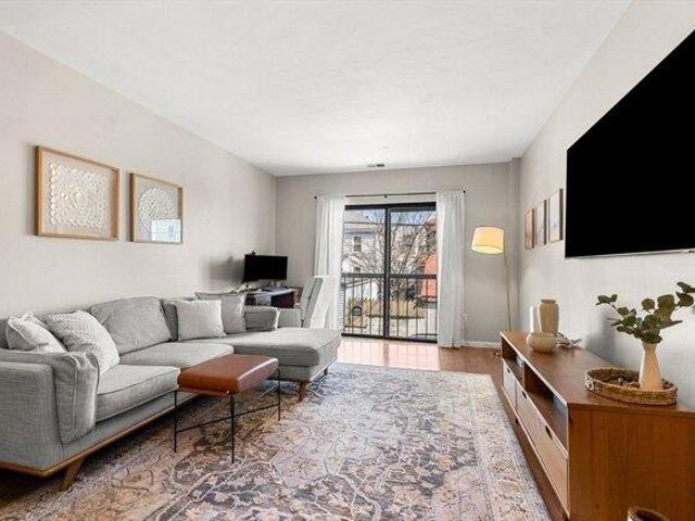 1 bedroom, Beverly MA 01915 102446145