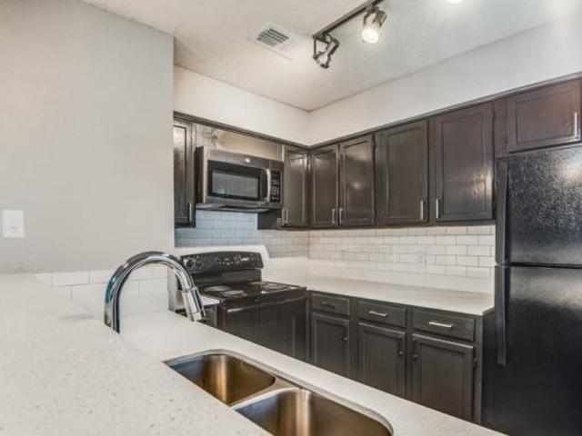 1 bedroom, Bedford TX 76022 LS77111673
