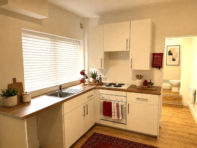 1 bedroom bedsit to rent