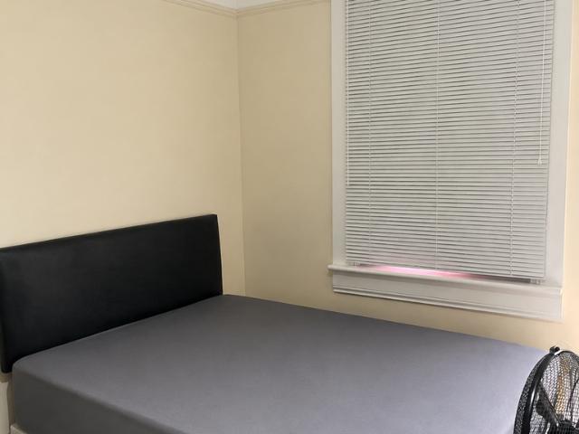 1 bedroom bedsit to rent