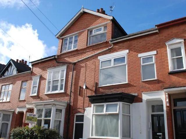 1 bedroom bedsit to rent