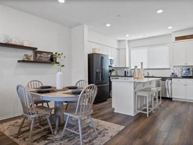 1 bedroom, Bellflower Bellflower 90706 6612 71629335