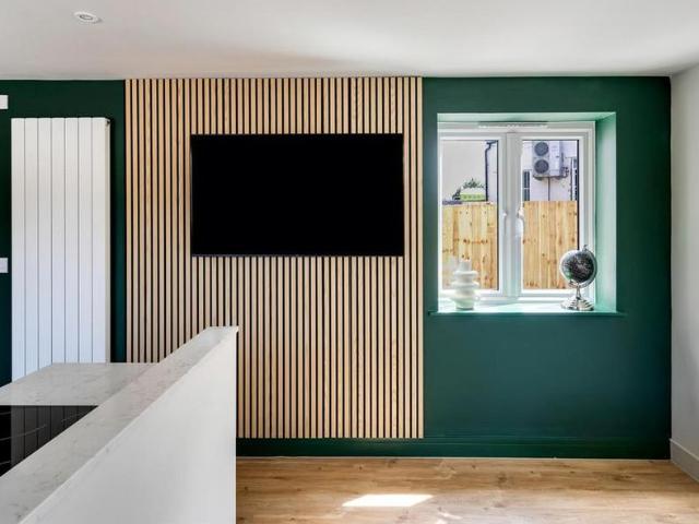 1 bedroom block of apartments to rent
