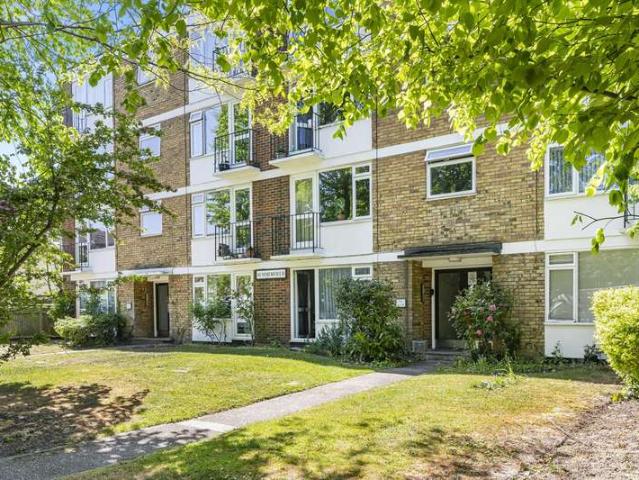 1 Bedroom Block Of Apartments Flat