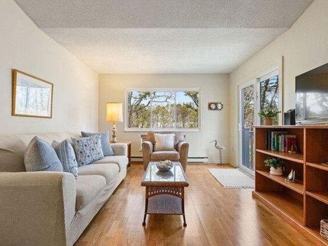 1 bedroom, Brewster MA 02631 102284581