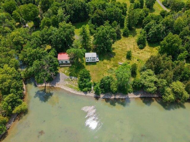 1 bedroom, Bridport VT 05734 104792060